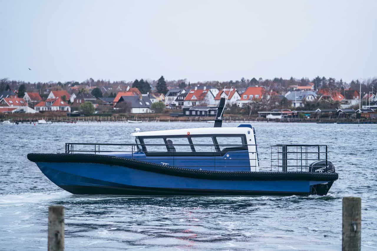 Artemis Technologies take delivery of their new ProZero 11m support boat - Workboat365.com