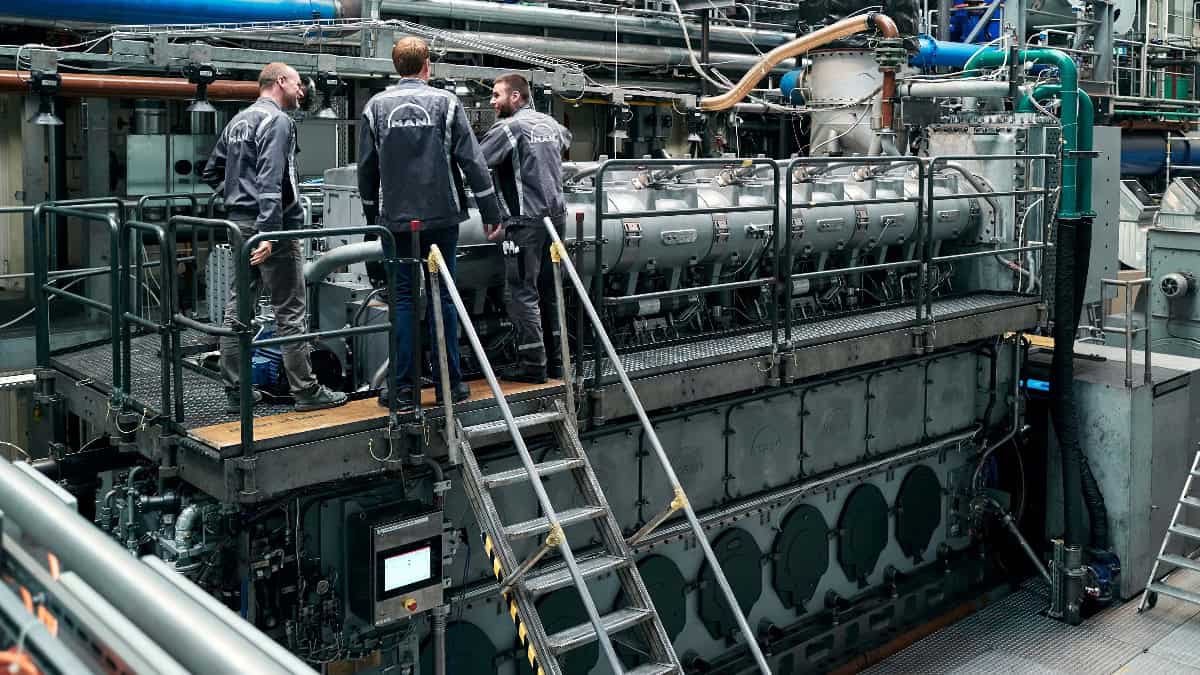 Methanol Retrofits for Four-Stroke MAN engines by MAN PrimeServ ...