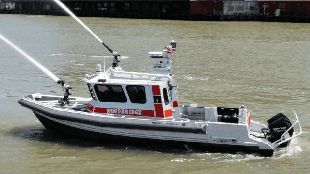 Moose Boats delivers fireboat to Woodbridge Fire District - Workboat365.com