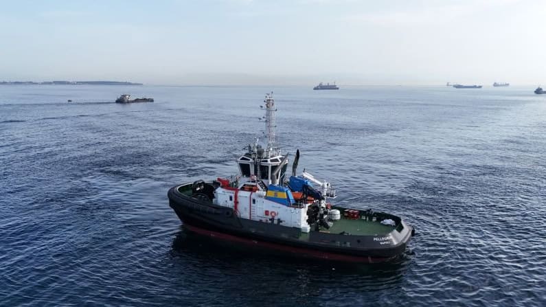Sanmar delivers high-powered escort tug to ltalian operator ...