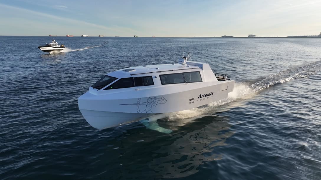 Artemis Technologies Unveils the Artemis EF-12 Escape - Workboat365.com
