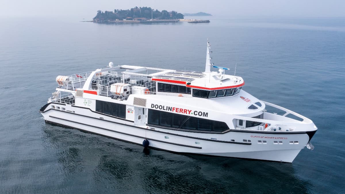 Nova Shipyard Delivers Flagship 'Cliffs of Moher Express' to Doolin Ferry - Workboat365.com