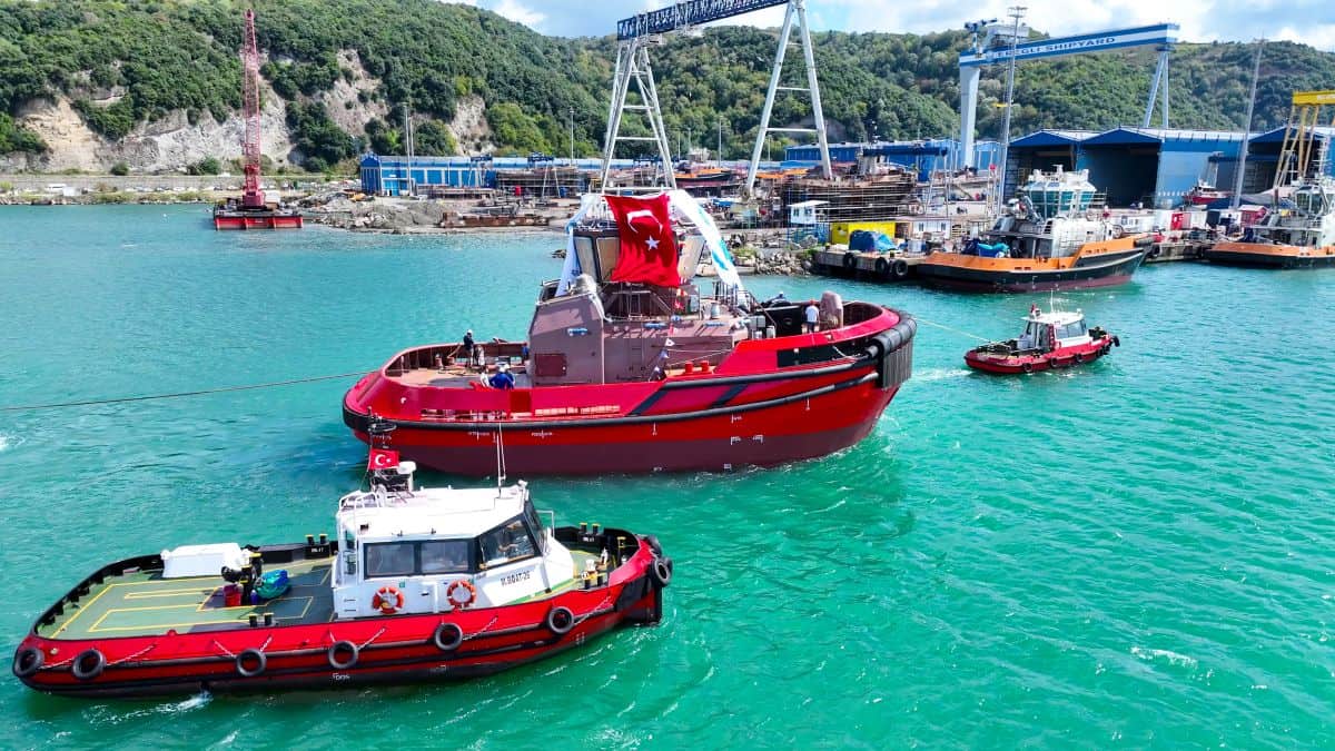 MED MARINE Launches Next-Generation RAmparts 2300-W Series Tug ...