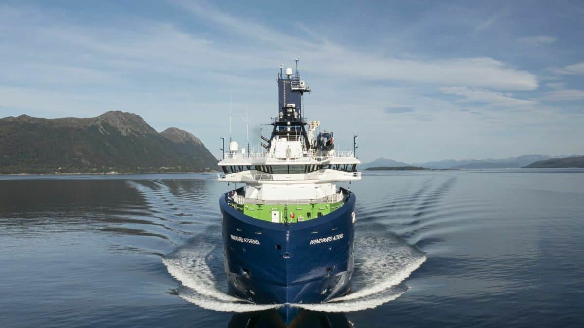 VARD Delivers Commissioning Service Operation Vessel Windward Athens ...